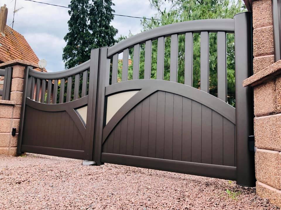 PORTAIL ALU DESIGN VITRALUX ART ET PORTAILS (3) - Art & Portails